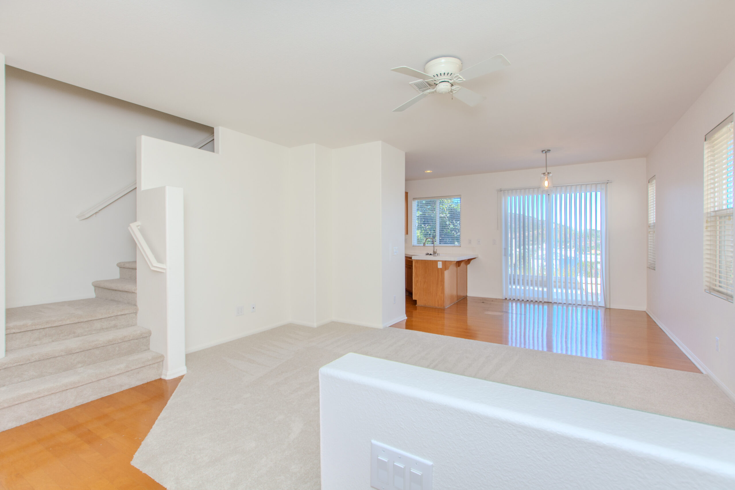 Advantage Team Fantastic 2 bed / 2.5 Bath Condo in Scripps Ranch With ...